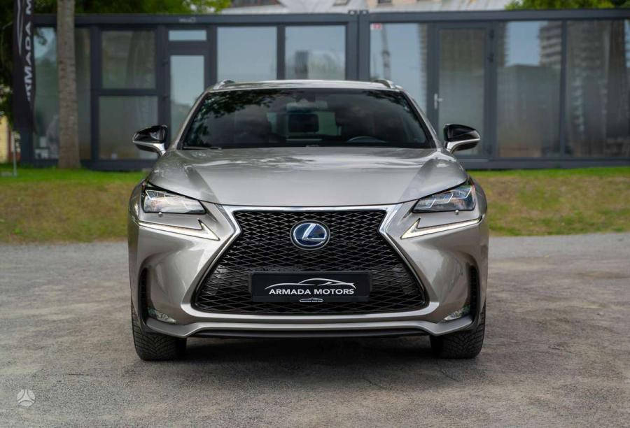 Pelēks Lexus NX 300h 2014 Viļņa, ar dzinēja tilpumu 2.49 L un nobraukumu 200 tūkst. km par 19900 €, foto 5 vietnē AUTOMOTO.COM.LV