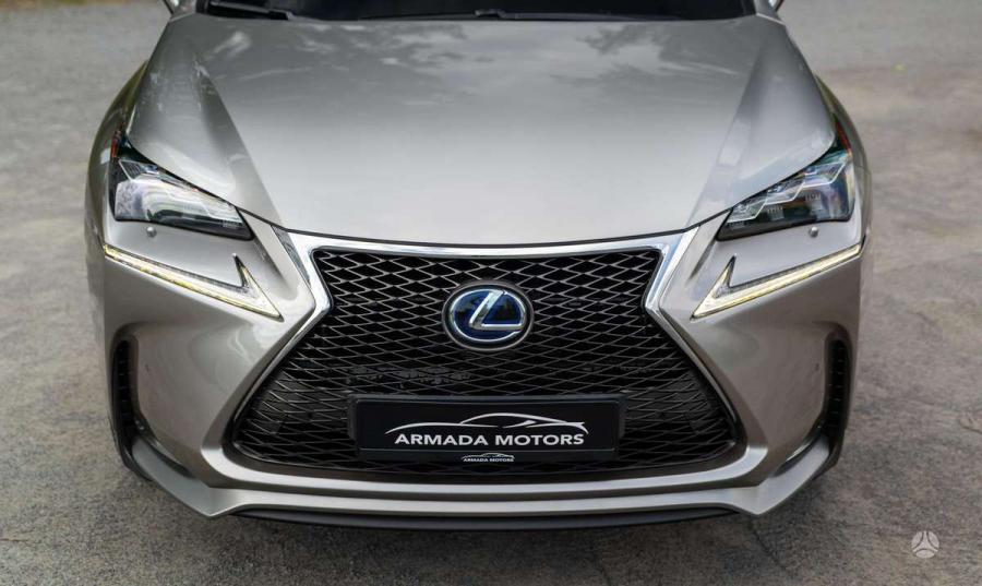 Pelēks Lexus NX 300h 2014 Viļņa, ar dzinēja tilpumu 2.49 L un nobraukumu 200 tūkst. km par 19900 €, foto 6 vietnē AUTOMOTO.COM.LV