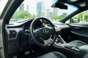 Pelēks Lexus NX 300h 2014 Viļņa, ar dzinēja tilpumu 2.49 L un nobraukumu 200 tūkst. km par 19900 €, foto 19 vietnē AUTOMOTO.COM.LV