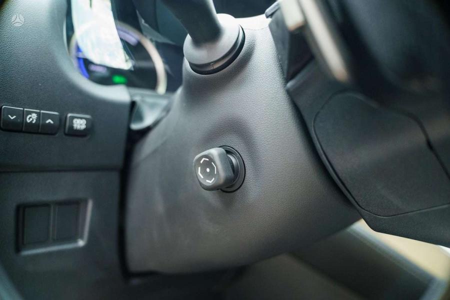 Pelēks Lexus NX 300h 2014 Viļņa, ar dzinēja tilpumu 2.49 L un nobraukumu 200 tūkst. km par 19900 €, foto 36 vietnē AUTOMOTO.COM.LV