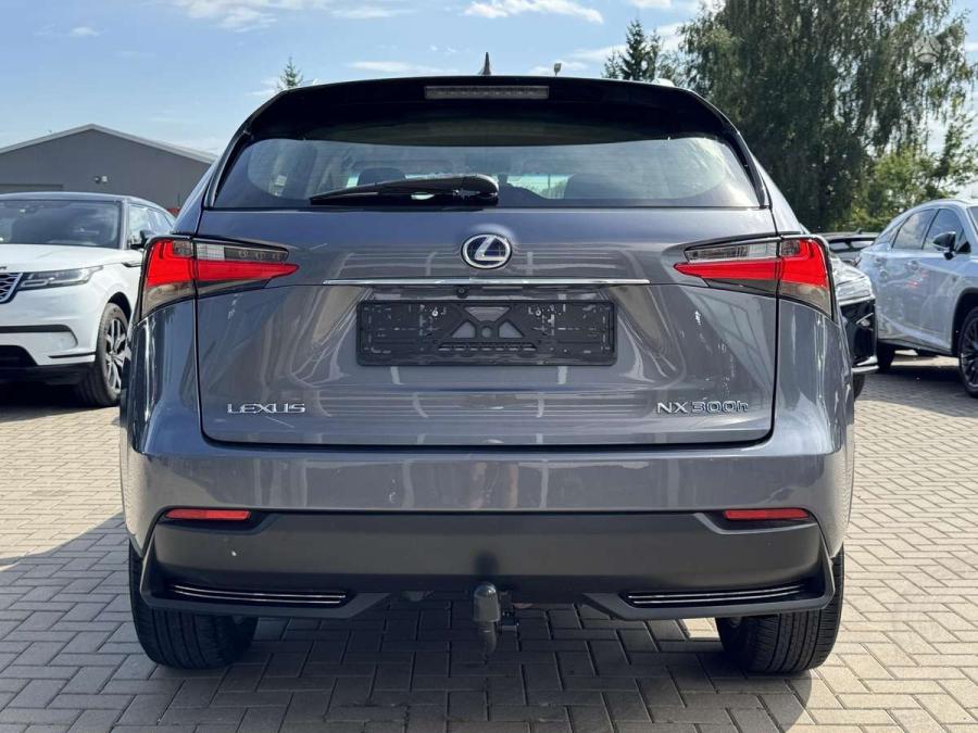 Pelēks Lexus NX 300h 2014 Viļņa, ar dzinēja tilpumu 2.49 L un nobraukumu 288 tūkst. km par 15500 €, foto 9 vietnē AUTOMOTO.COM.LV