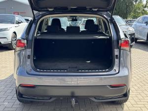 Pelēks Lexus NX 300h 2014 Viļņa, ar dzinēja tilpumu 2.49 L un nobraukumu 288 tūkst. km par 15500 €, foto 10 vietnē AUTOMOTO.COM.LV