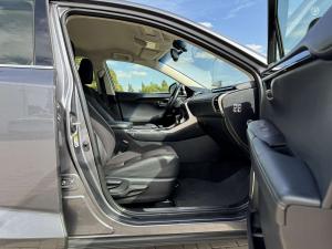 Pelēks Lexus NX 300h 2014 Viļņa, ar dzinēja tilpumu 2.49 L un nobraukumu 288 tūkst. km par 15500 €, foto 20 vietnē AUTOMOTO.COM.LV
