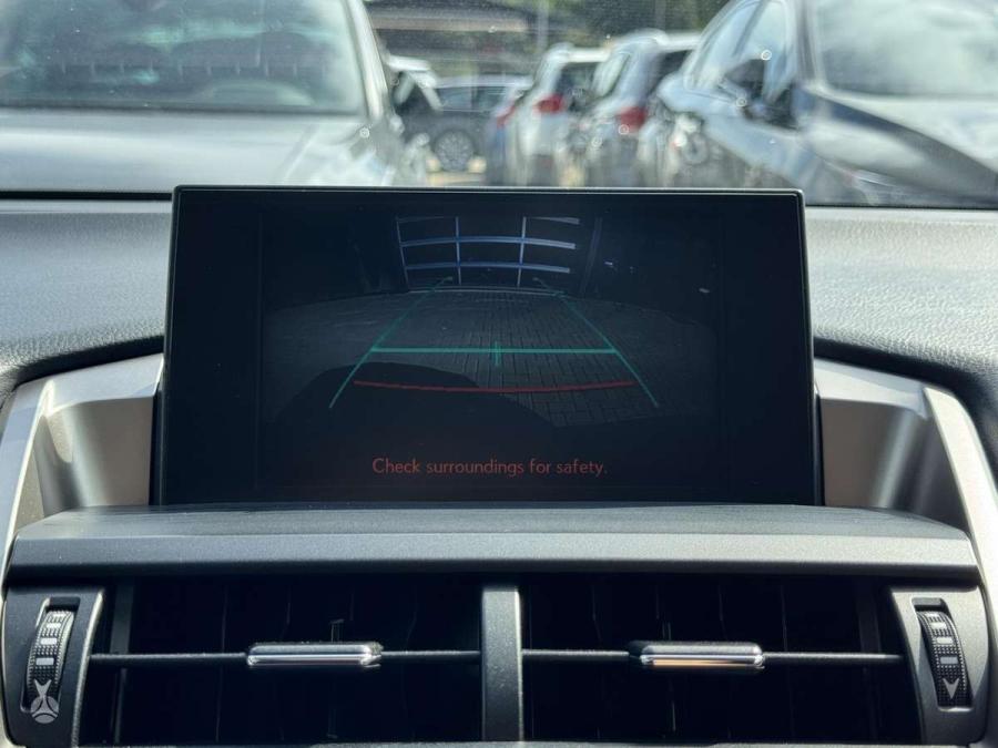 Pelēks Lexus NX 300h 2014 Viļņa, ar dzinēja tilpumu 2.49 L un nobraukumu 288 tūkst. km par 15500 €, foto 29 vietnē AUTOMOTO.COM.LV