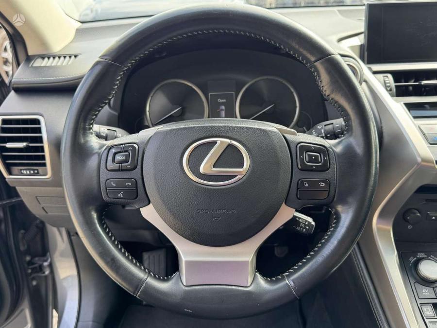 Pelēks Lexus NX 300h 2014 Viļņa, ar dzinēja tilpumu 2.49 L un nobraukumu 288 tūkst. km par 15500 €, foto 33 vietnē AUTOMOTO.COM.LV