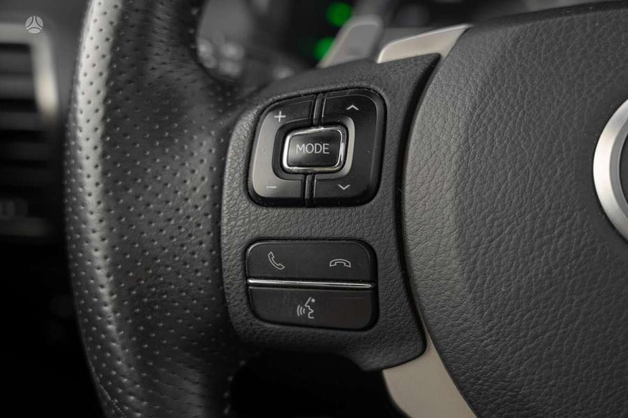Pelēks Lexus NX 300h 2014 Viļņa, ar dzinēja tilpumu 2.50 L un nobraukumu 217 tūkst. km par 19550 €, foto 17 vietnē AUTOMOTO.COM.LV