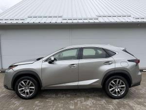 Grey Lexus NX 300h 2014 in Kaunas, with an engine capacity of 2.49 L and mileage of 265 thousand km for 12999 €, photo 11 on AUTOMOTO.COM.LV
