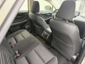 Grey Lexus NX 300h 2014 in Kaunas, with an engine capacity of 2.49 L and mileage of 265 thousand km for 12999 €, photo 14 on AUTOMOTO.COM.LV