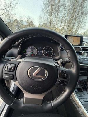 Grey Lexus NX 300h 2015 in Panevezys, with an engine capacity of 2.49 L and mileage of 259 thousand km for 19000 €, photo 11 on AUTOMOTO.COM.LV