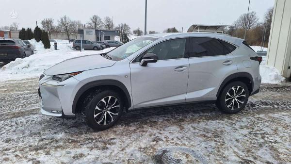 Grey Lexus NX 300h 2015 in Kaunas, with an engine capacity of 2.49 L and mileage of 144 thousand km for 19950 €, photo 7 on AUTOMOTO.COM.LV