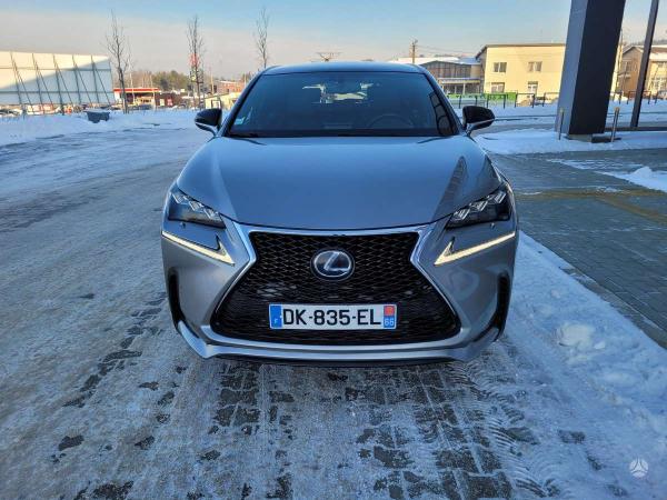 Grey Lexus NX 300h 2015 in Vilnius, with an engine capacity of 2.49 L and mileage of 223 thousand km for 17999 €, photo 2 on AUTOMOTO.COM.LV