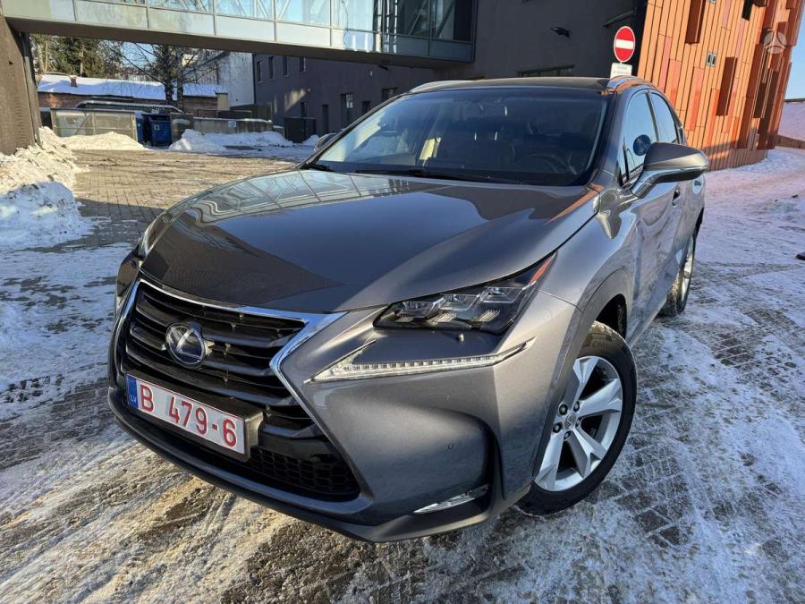 Pelēks Lexus NX 300h 2015 Daugavpils, ar dzinēja tilpumu 2.49 L un nobraukumu 239 tūkst. km par 18950 €, foto 1 vietnē AUTOMOTO.COM.LV
