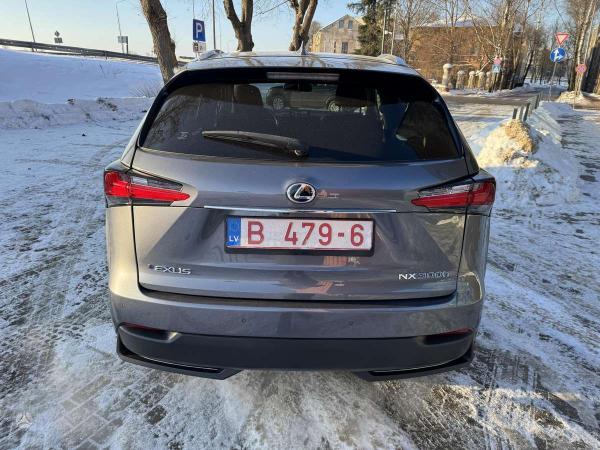 Pelēks Lexus NX 300h 2015 Daugavpils, ar dzinēja tilpumu 2.49 L un nobraukumu 239 tūkst. km par 18950 €, foto 5 vietnē AUTOMOTO.COM.LV