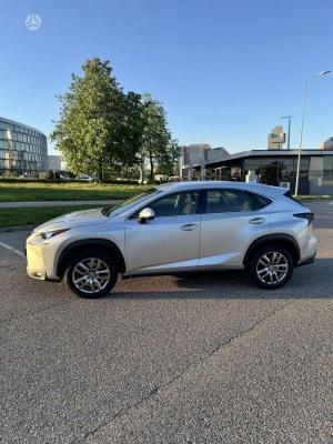 Серый Лексус NX 300h 2015 в Вильнюс, объемом двигателя 2.49 л и пробегом 168 тыс. км за 18200 €, фото 3 на AUTOMOTO.COM.LV