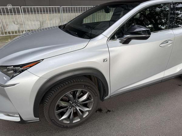 Grey Lexus NX 300h 2015 in Siauliai, with an engine capacity of 2.50 L and mileage of 190 thousand km for 19800 €, photo 1 on AUTOMOTO.COM.LV