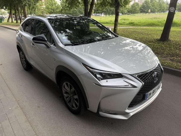 Grey Lexus NX 300h 2015 in Siauliai, with an engine capacity of 2.50 L and mileage of 190 thousand km for 19800 €, photo 3 on AUTOMOTO.COM.LV