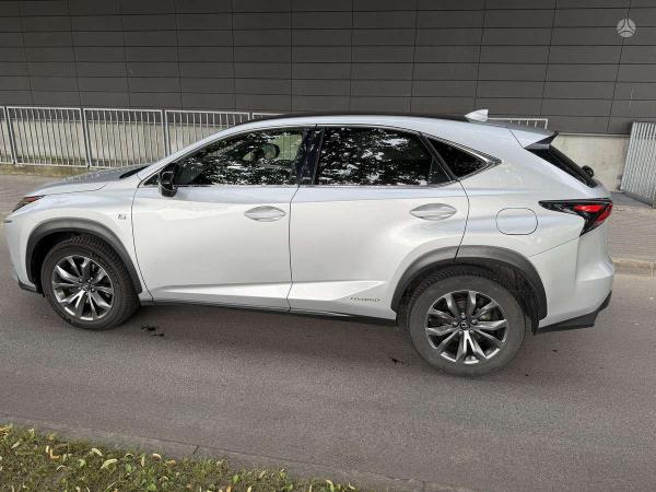 Grey Lexus NX 300h 2015 in Siauliai, with an engine capacity of 2.50 L and mileage of 190 thousand km for 19800 €, photo 5 on AUTOMOTO.COM.LV