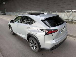 Серый Лексус NX 300h 2015 в Шяуляй, объемом двигателя 2.50 л и пробегом 190 тыс. км за 19800 €, фото 10 на AUTOMOTO.COM.LV
