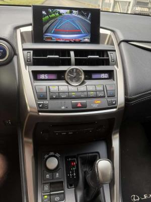 Pelēks Lexus NX 300h 2015 Šauļi, ar dzinēja tilpumu 2.50 L un nobraukumu 190 tūkst. km par 19800 €, foto 16 vietnē AUTOMOTO.COM.LV