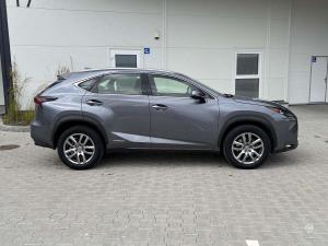 Grey Lexus NX 300h 2015 in Vilnius, with an engine capacity of 2.49 L and mileage of 171 thousand km for 17900 €, photo 7 on AUTOMOTO.COM.LV
