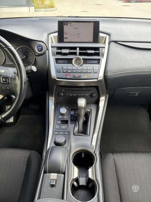 Grey Lexus NX 300h 2015 in Vilnius, with an engine capacity of 2.49 L and mileage of 171 thousand km for 17900 €, photo 12 on AUTOMOTO.COM.LV