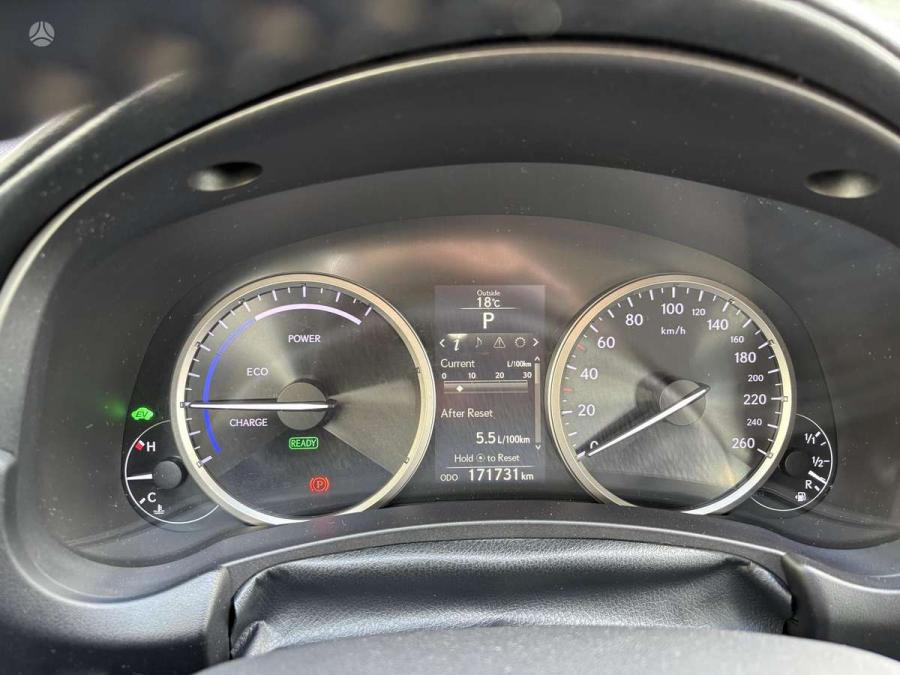 Grey Lexus NX 300h 2015 in Vilnius, with an engine capacity of 2.49 L and mileage of 171 thousand km for 17900 €, photo 15 on AUTOMOTO.COM.LV