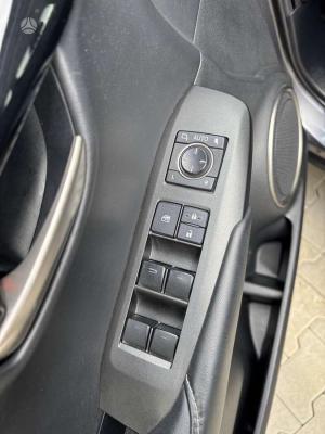 Grey Lexus NX 300h 2015 in Vilnius, with an engine capacity of 2.49 L and mileage of 171 thousand km for 17900 €, photo 16 on AUTOMOTO.COM.LV