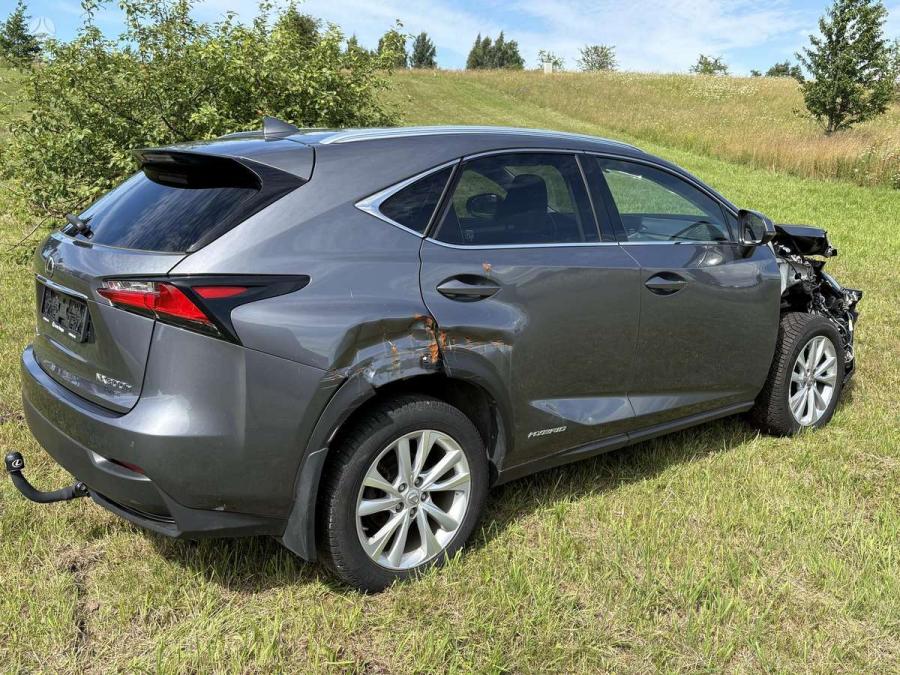 Grey Lexus NX 300h 2015 in Klaipeda, with an engine capacity of 2.49 L and mileage of 79 thousand km for 11750 €, photo 5 on AUTOMOTO.COM.LV