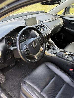 Grey Lexus NX 300h 2015 in Klaipeda, with an engine capacity of 2.49 L and mileage of 79 thousand km for 11750 €, photo 7 on AUTOMOTO.COM.LV
