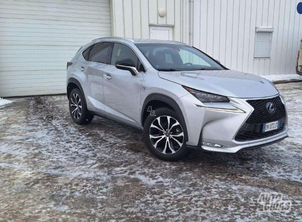 Pelēks Lexus NX 300h 2015 Kauņa, ar dzinēja tilpumu 2.50 L un nobraukumu 144 tūkst. km par 19950 €, foto 1 vietnē AUTOMOTO.COM.LV