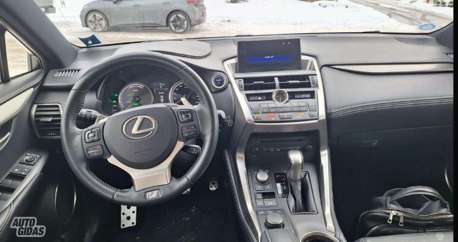 Pelēks Lexus NX 300h 2015 Kauņa, ar dzinēja tilpumu 2.50 L un nobraukumu 144 tūkst. km par 19950 €, foto 6 vietnē AUTOMOTO.COM.LV