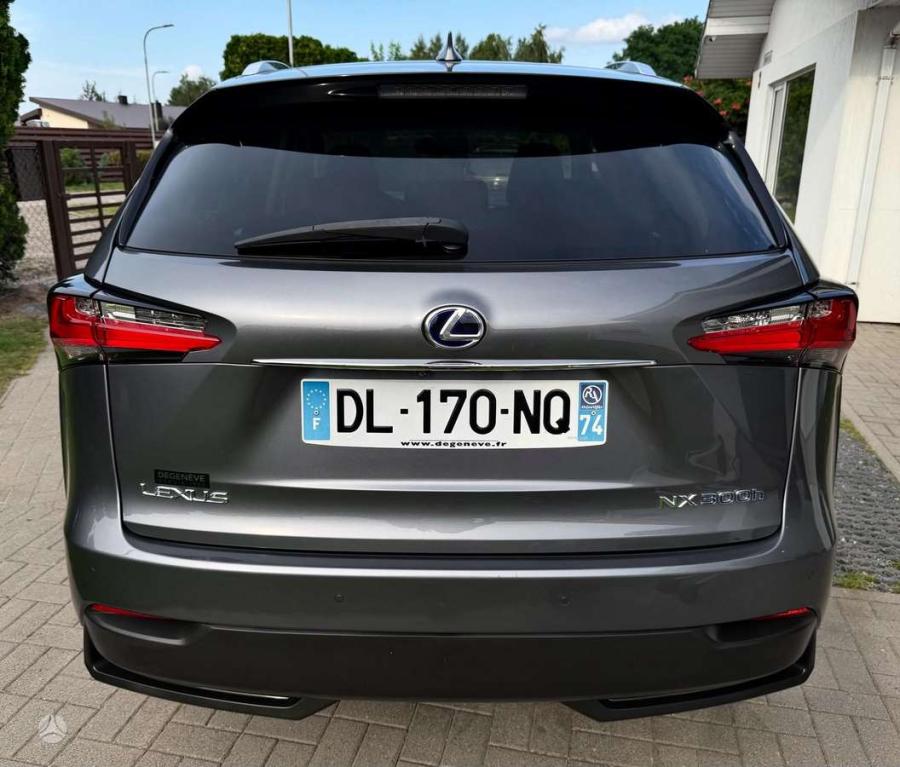 Серый Лексус NX 300h 2015 в Каунас, объемом двигателя 2.50 л и пробегом 200 тыс. км за 18700 €, фото 12 на AUTOMOTO.COM.LV