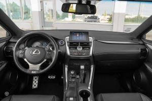 Pelēks Lexus NX 300h 2015 Viļņa, ar dzinēja tilpumu 2.50 L un nobraukumu 217 tūkst. km par 19550 €, foto 15 vietnē AUTOMOTO.COM.LV