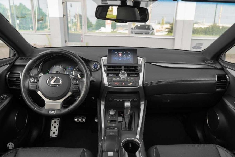 Pelēks Lexus NX 300h 2015 Viļņa, ar dzinēja tilpumu 2.50 L un nobraukumu 217 tūkst. km par 19550 €, foto 15 vietnē AUTOMOTO.COM.LV