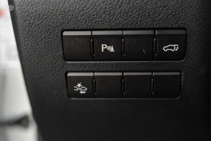 Pelēks Lexus NX 300h 2015 Viļņa, ar dzinēja tilpumu 2.50 L un nobraukumu 217 tūkst. km par 19550 €, foto 20 vietnē AUTOMOTO.COM.LV