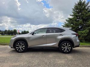Grey Lexus NX 300h 2015 in Kaunas, with an engine capacity of 2.49 L and mileage of 152 thousand km for 20950 €, photo 9 on AUTOMOTO.COM.LV
