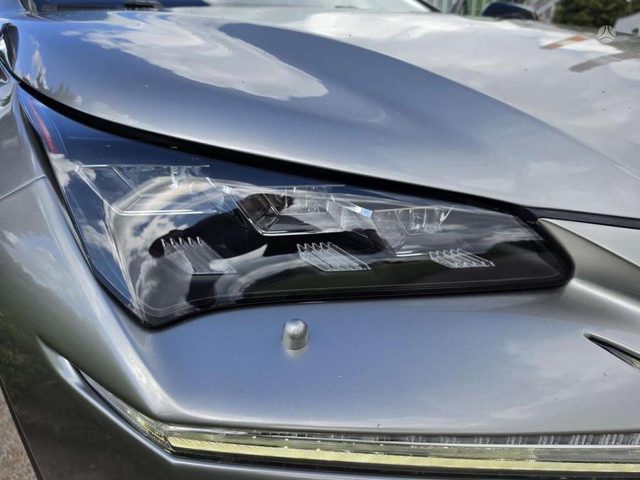 Grey Lexus NX 300h 2015 in Kaunas, with an engine capacity of 2.49 L and mileage of 152 thousand km for 20950 €, photo 28 on AUTOMOTO.COM.LV