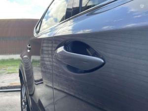 Grey Lexus NX 300h 2015 in Vilnius, with an engine capacity of 2.49 L and mileage of 186 thousand km for 17350 €, photo 4 on AUTOMOTO.COM.LV