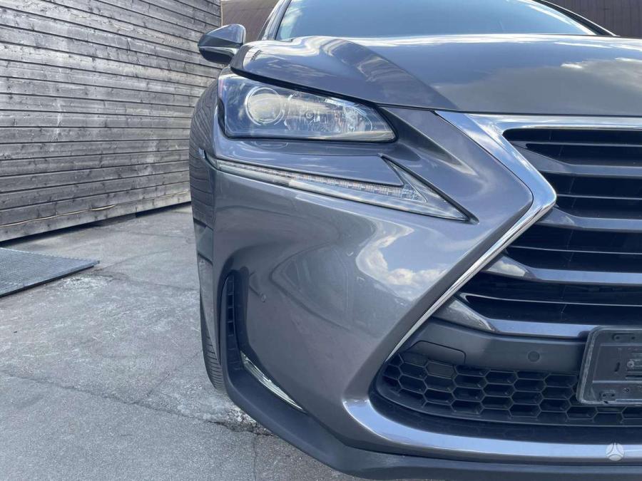 Grey Lexus NX 300h 2015 in Vilnius, with an engine capacity of 2.49 L and mileage of 186 thousand km for 17350 €, photo 5 on AUTOMOTO.COM.LV