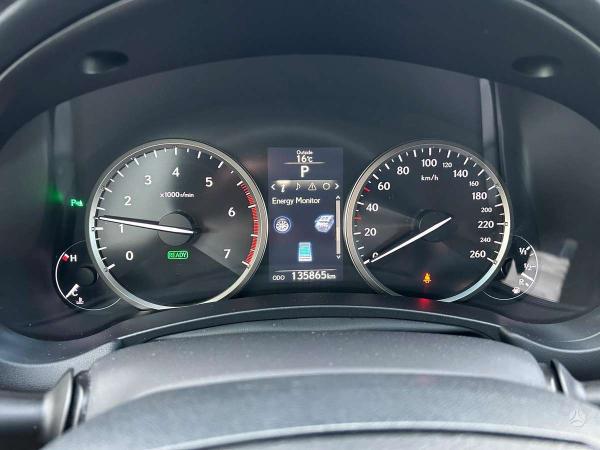 Grey Lexus NX 300h 2015 in Vilnius, with an engine capacity of 2.49 L and mileage of 135 thousand km for 18900 €, photo 10 on AUTOMOTO.COM.LV