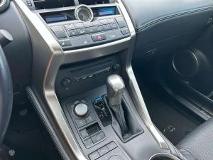 Серый Лексус NX 300h 2015 в Вильнюс, объемом двигателя 2.49 л и пробегом 135 тыс. км за 18900 €, фото 15 на AUTOMOTO.COM.LV