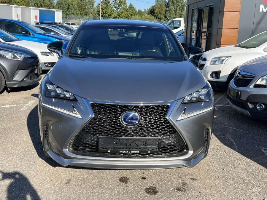 Grey Lexus NX 300h 2015 in Panevezys, with an engine capacity of 2.49 L and mileage of 182 thousand km for 19800 €, photo 3 on AUTOMOTO.COM.LV