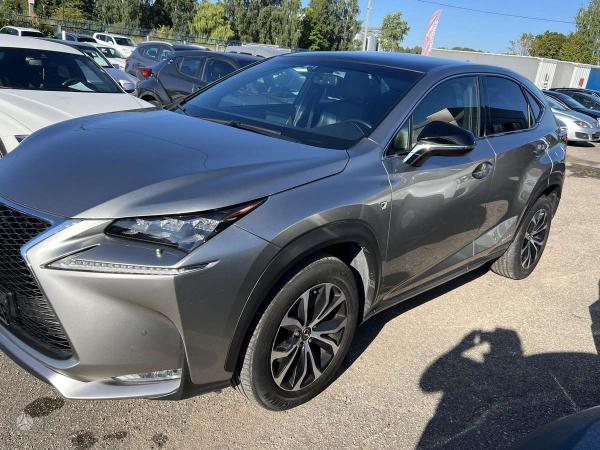 Grey Lexus NX 300h 2015 in Panevezys, with an engine capacity of 2.49 L and mileage of 182 thousand km for 19800 €, photo 4 on AUTOMOTO.COM.LV