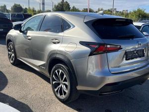 Grey Lexus NX 300h 2015 in Panevezys, with an engine capacity of 2.49 L and mileage of 182 thousand km for 19800 €, photo 5 on AUTOMOTO.COM.LV