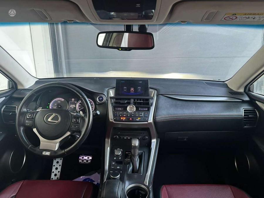 Серый Лексус NX 300h 2015 в Вильнюс, объемом двигателя 2.49 л и пробегом 385 тыс. км за 15000 €, фото 32 на AUTOMOTO.COM.LV