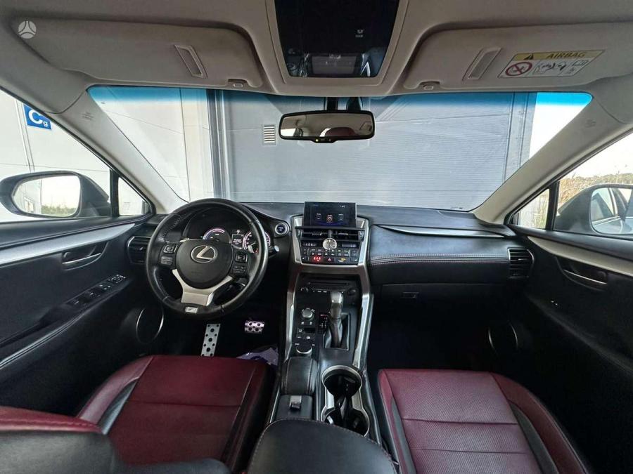 Серый Лексус NX 300h 2015 в Вильнюс, объемом двигателя 2.49 л и пробегом 385 тыс. км за 15000 €, фото 37 на AUTOMOTO.COM.LV