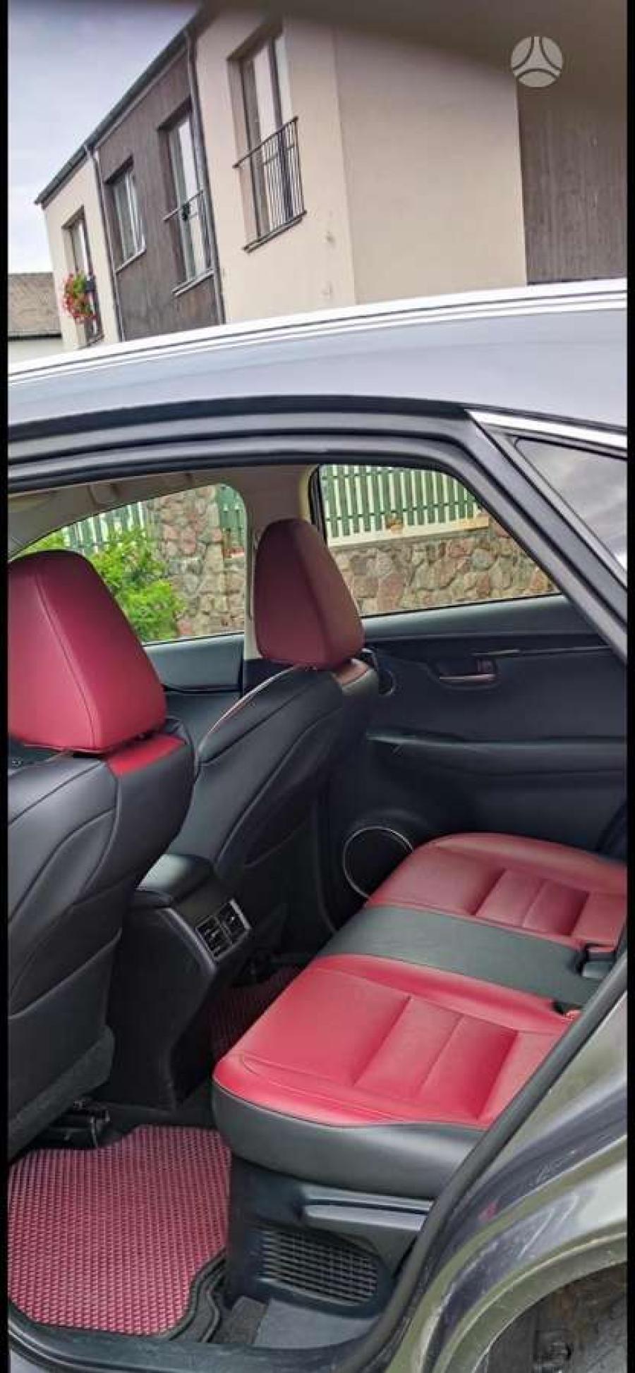 Grey Lexus NX 300h 2015 in Vilnius, with an engine capacity of 2.49 L and mileage of 242 thousand km for 18000 €, photo 4 on AUTOMOTO.COM.LV