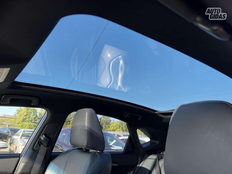 Pelēks Lexus NX 300h 2015 Panevēža, ar dzinēja tilpumu 2.50 L un nobraukumu 182 tūkst. km par 19800 €, foto 13 vietnē AUTOMOTO.COM.LV