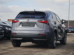 Grey Lexus NX 300h 2015 in Vilnius, with an engine capacity of 2.49 L and mileage of 135 thousand km for 18500 €, photo 4 on AUTOMOTO.COM.LV