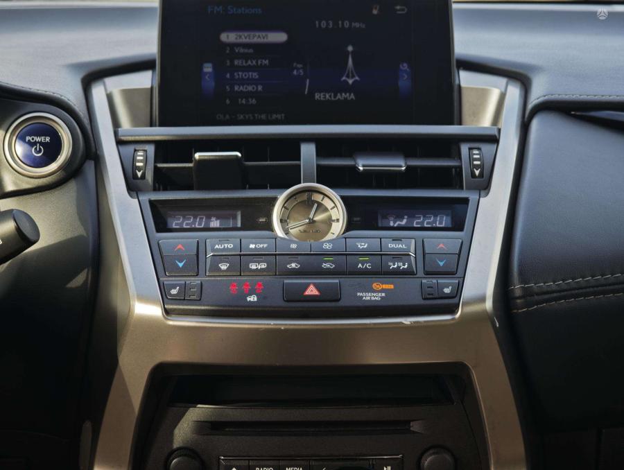 Grey Lexus NX 300h 2015 in Vilnius, with an engine capacity of 2.49 L and mileage of 135 thousand km for 18500 €, photo 11 on AUTOMOTO.COM.LV
